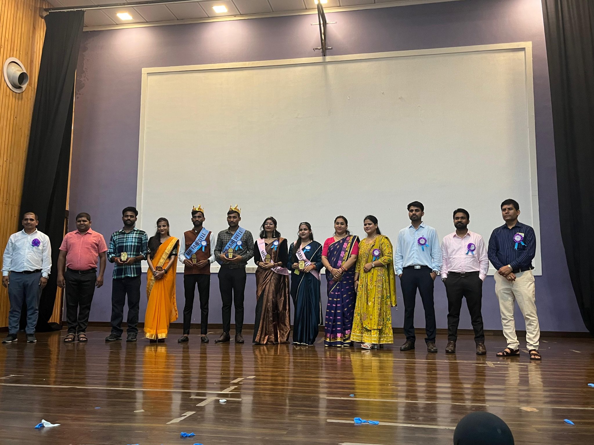 Farewell Ceremony for Seniors Held at AKS University’s Paramedical ...